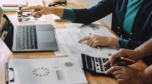 Starting a Bookkeeping Business: A Detailed Six-Step Guide