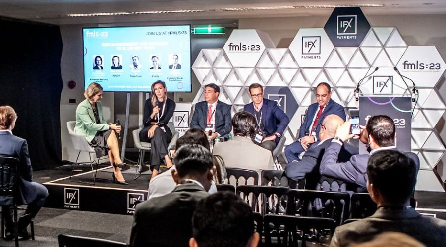 “There Is No One Answer for Every Broker”: Experts on Risk Management