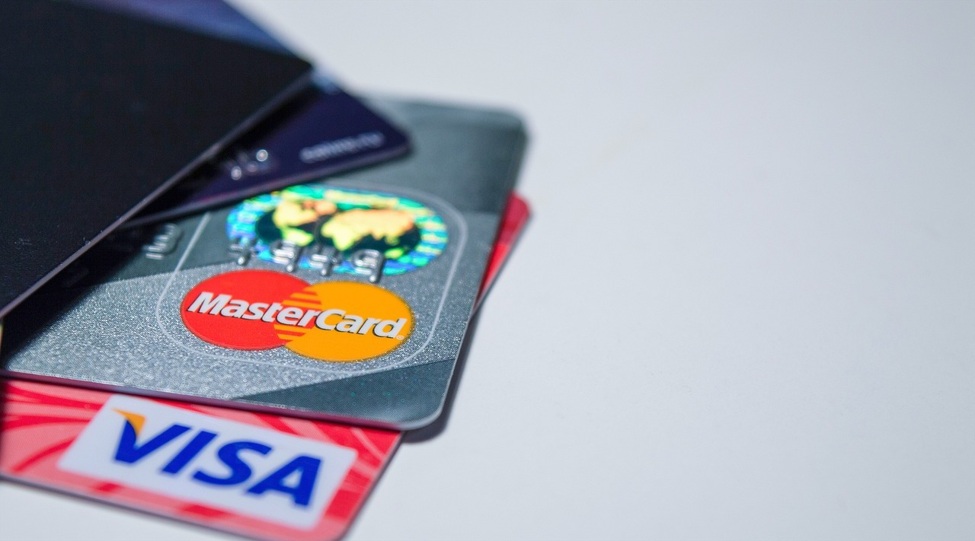 US Judge Delays Visa, Mastercard $30 Billion Settlement On Swipe Fee ...