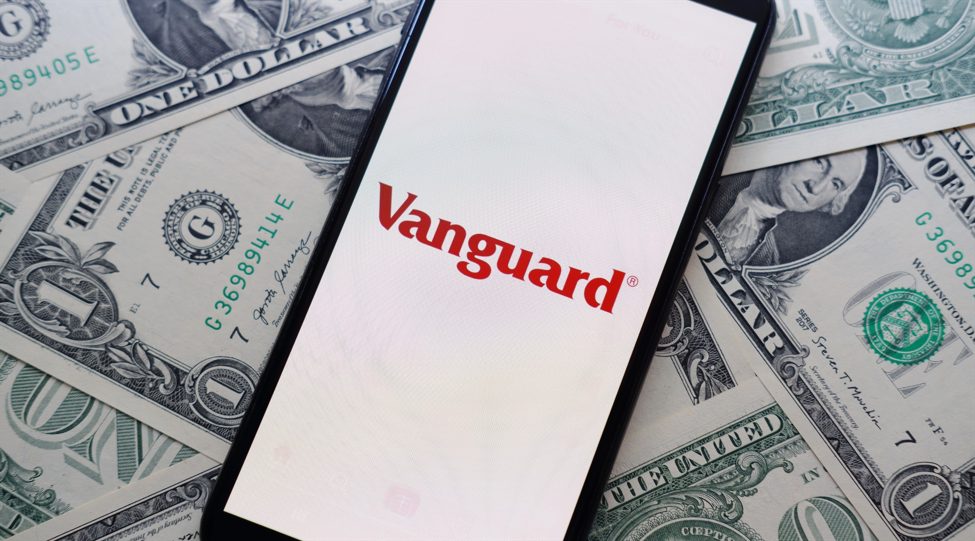 Wall Street’s Biggest Crypto Skeptic Vanguard Abandons Hardline Stance ...