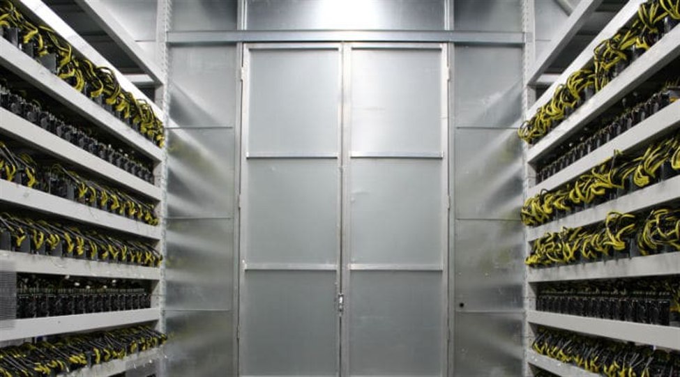 Wall Street Bitcoin Miner Hut 8 Launches $500M ATM and $250M Stock ...
